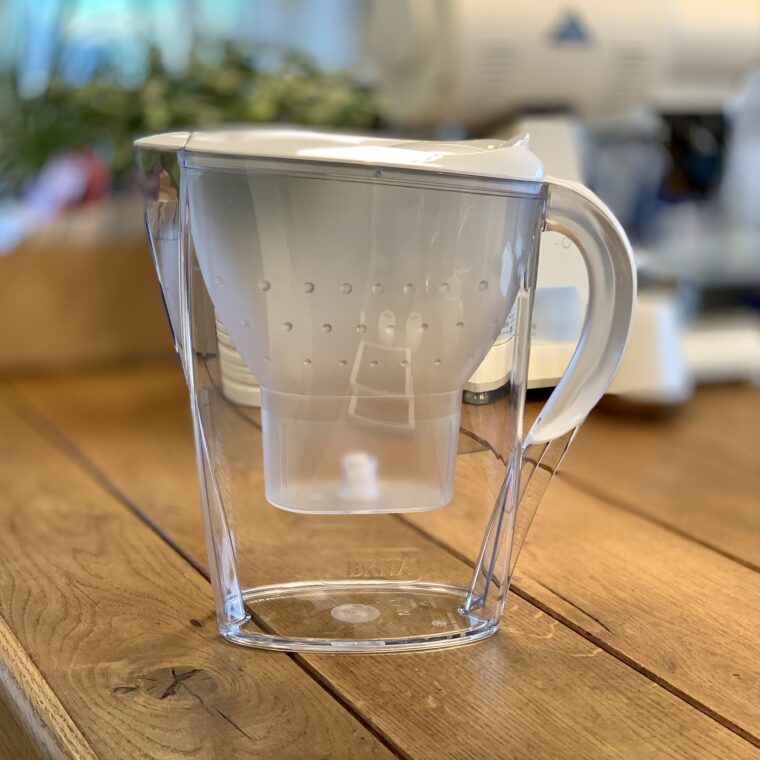 5 Modern Kitchen Water Filters For New Homeowners & Renters - 2024 ...