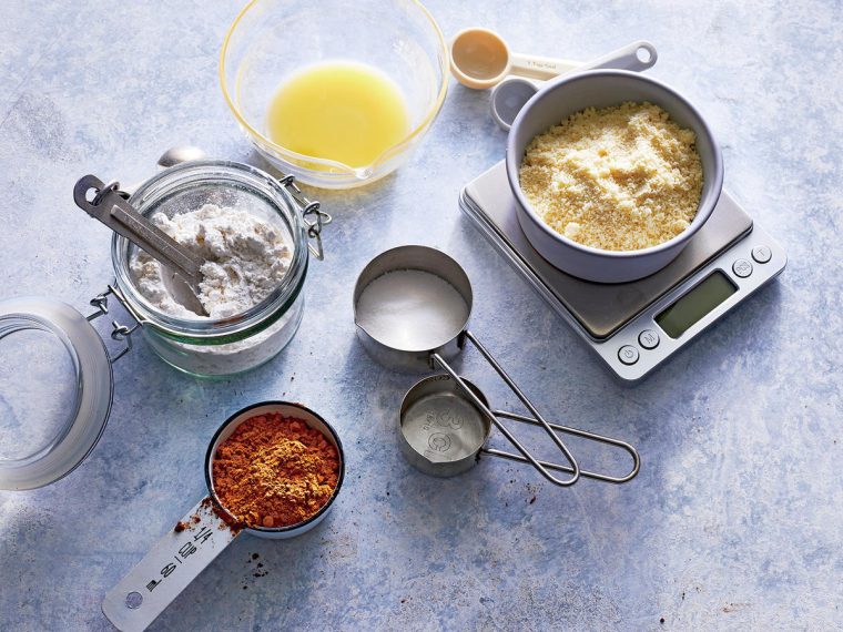 Why Food Scales Are Essential In Commercial Kitchens - Twin Stripe