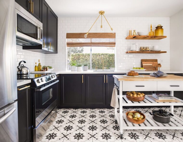 Simple Tips To Design A Perfect Kitchen To Cook In - Twin Stripe
